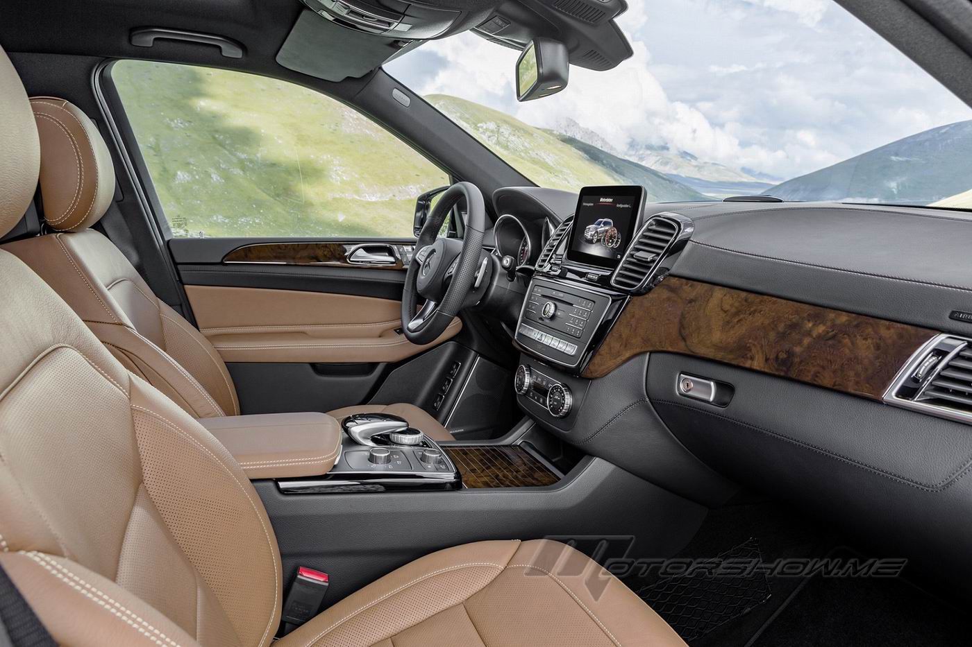 2016 Merecedes GLS: High Interior Design Quality