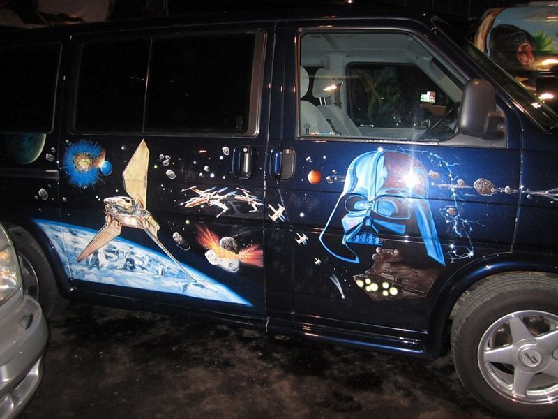 بالصور: لماذا يلقّب سمو الشيخ حمد بن حمدان النهيان بالRainbow Sheikh؟