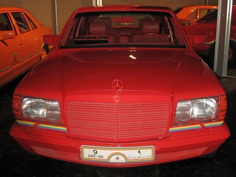 بالصور: لماذا يلقّب سمو الشيخ حمد بن حمدان النهيان بالRainbow Sheikh؟