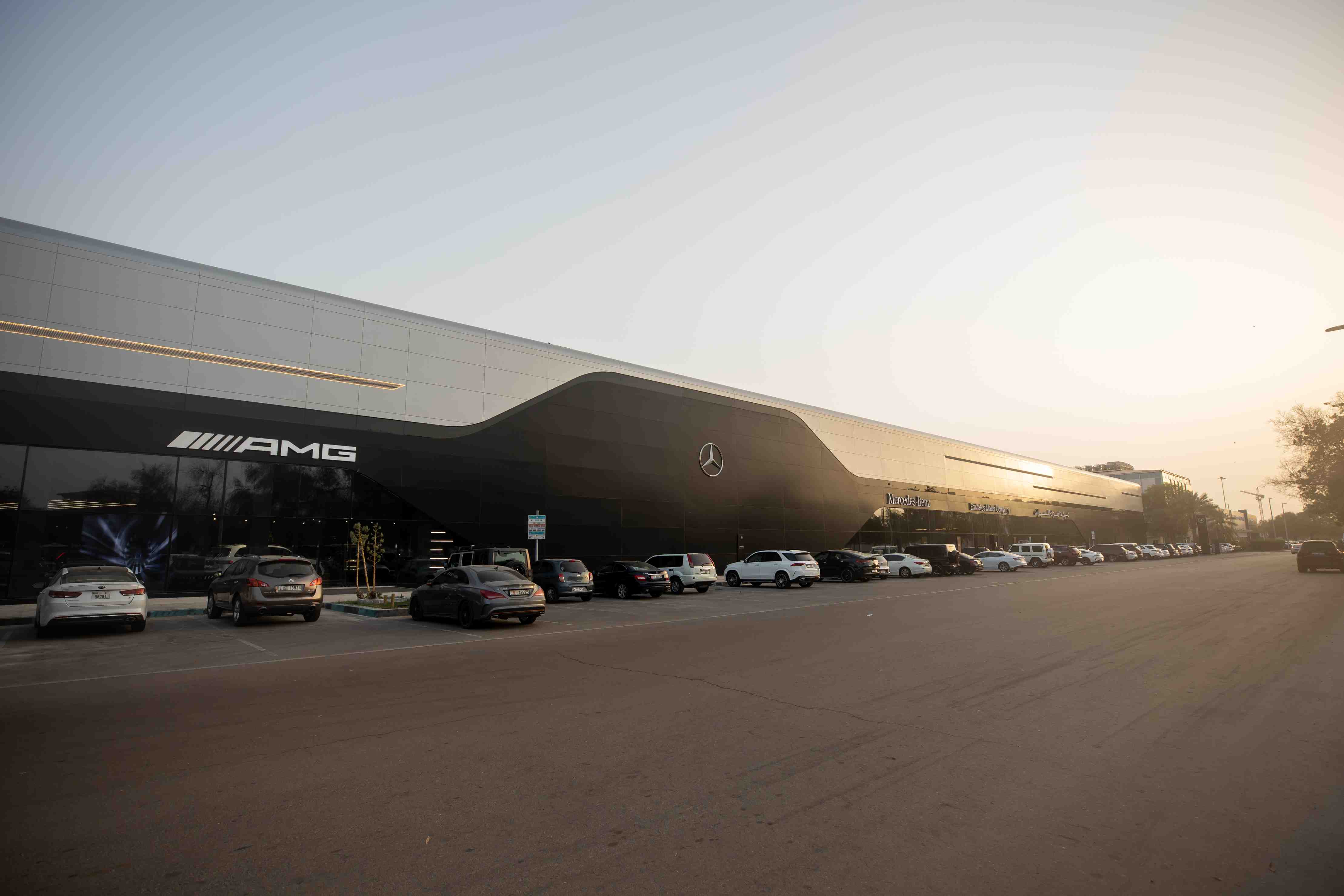 Emirates Motor Company Officially Inaugurates Its Fully Digitalised ...